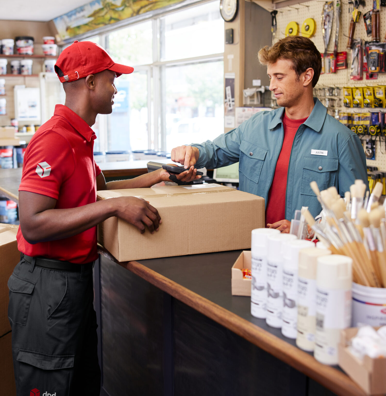 Receiving Parcels | Goods In for Business | DPD Ireland